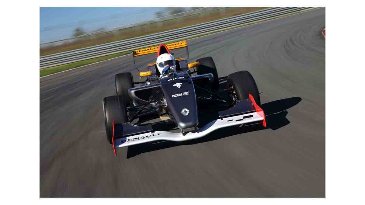 Un regard sur la Formule Renault 2.0