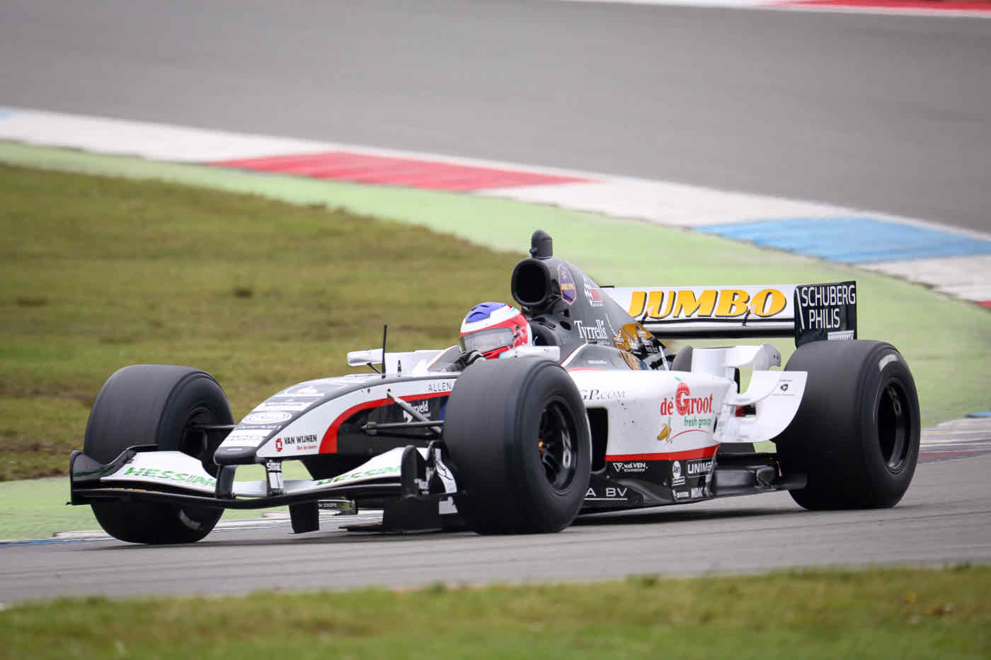 Ingo Gerstl domine de la tête et des épaules le Boss GP à Assen