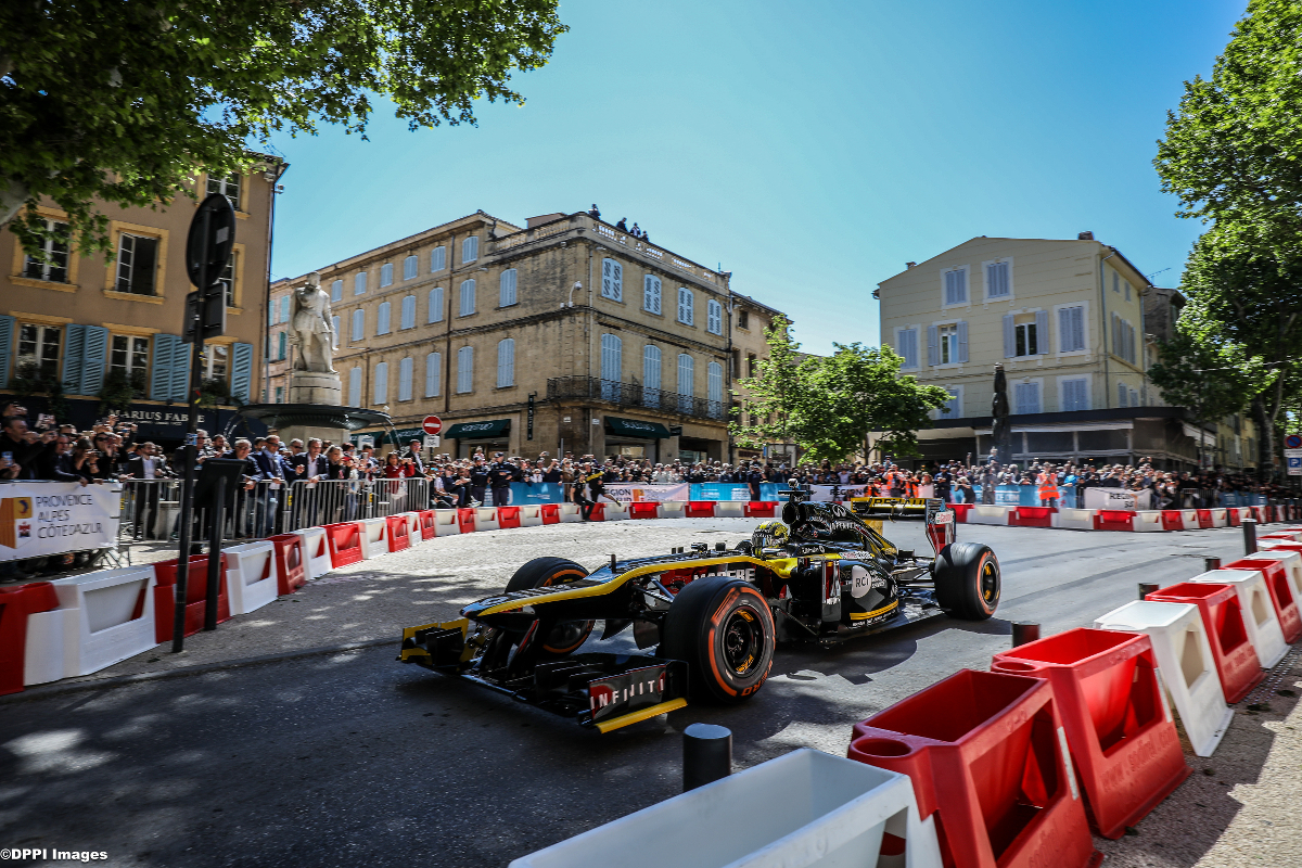 Le roadshow du Grand Prix de France F1 fait vibrer Salon-de-Provence