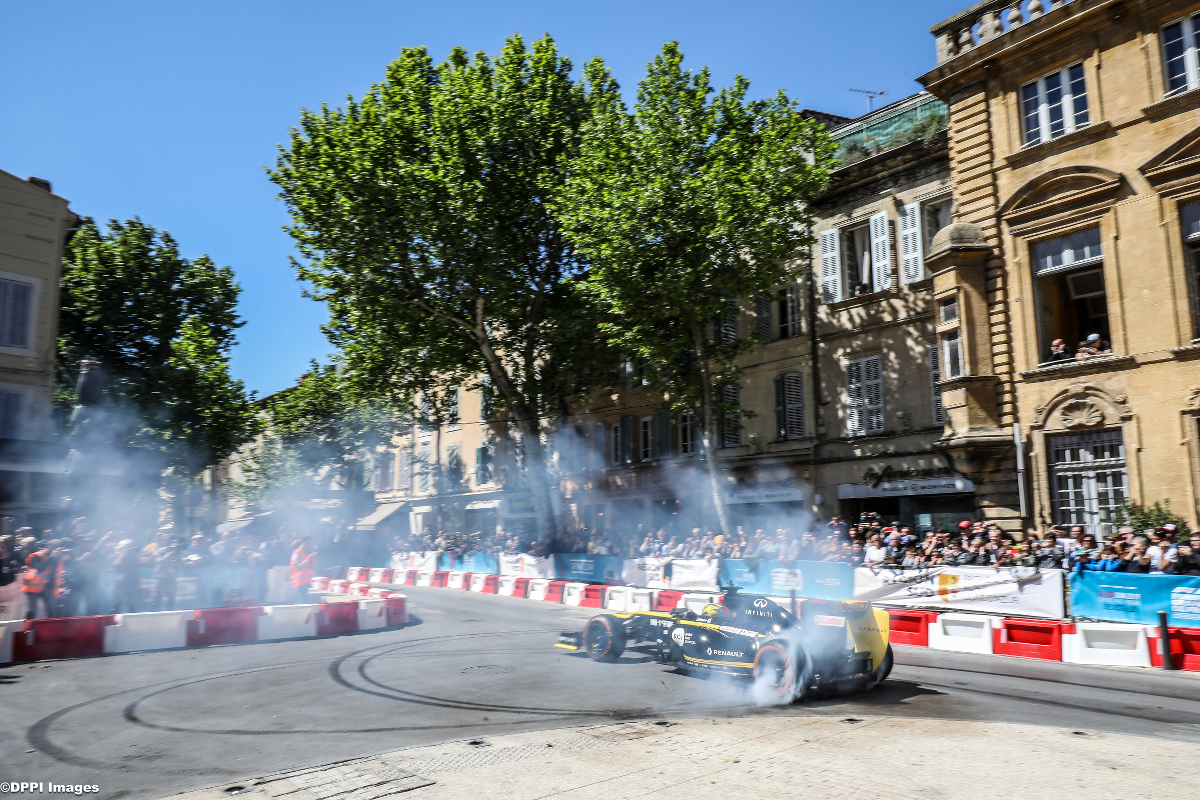 Le roadshow du Grand Prix de France F1 fait vibrer Salon-de-Provence
