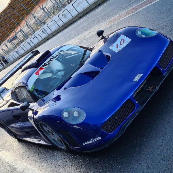 Hendriks Motorsport redonne vie à la Bitter GT1