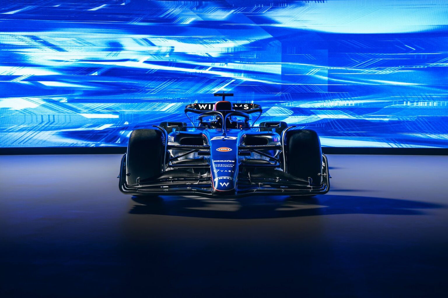 Williams présente la livrée de sa monoplace 2024, la FW46